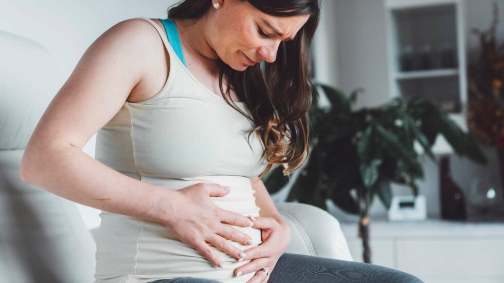 Perut Kram di Trimester 2, Normal atau Harus di USG?