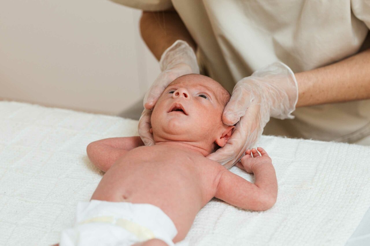 Kepala Bayi Peyang : Penyebab dan Cara Mengatasinya