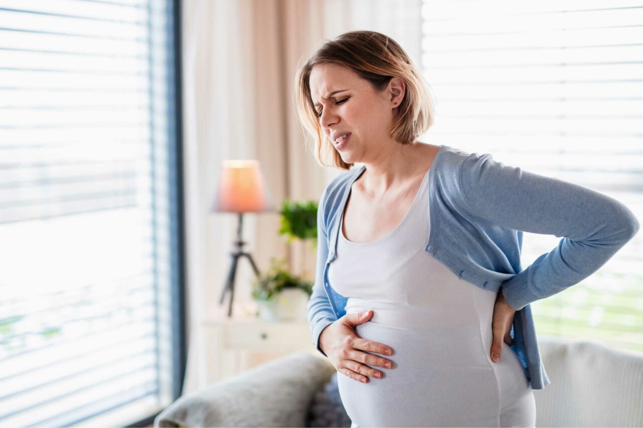 Bahayakah Tulang Ekor Sakit saat Hamil? Ketahui Penyebabnya!